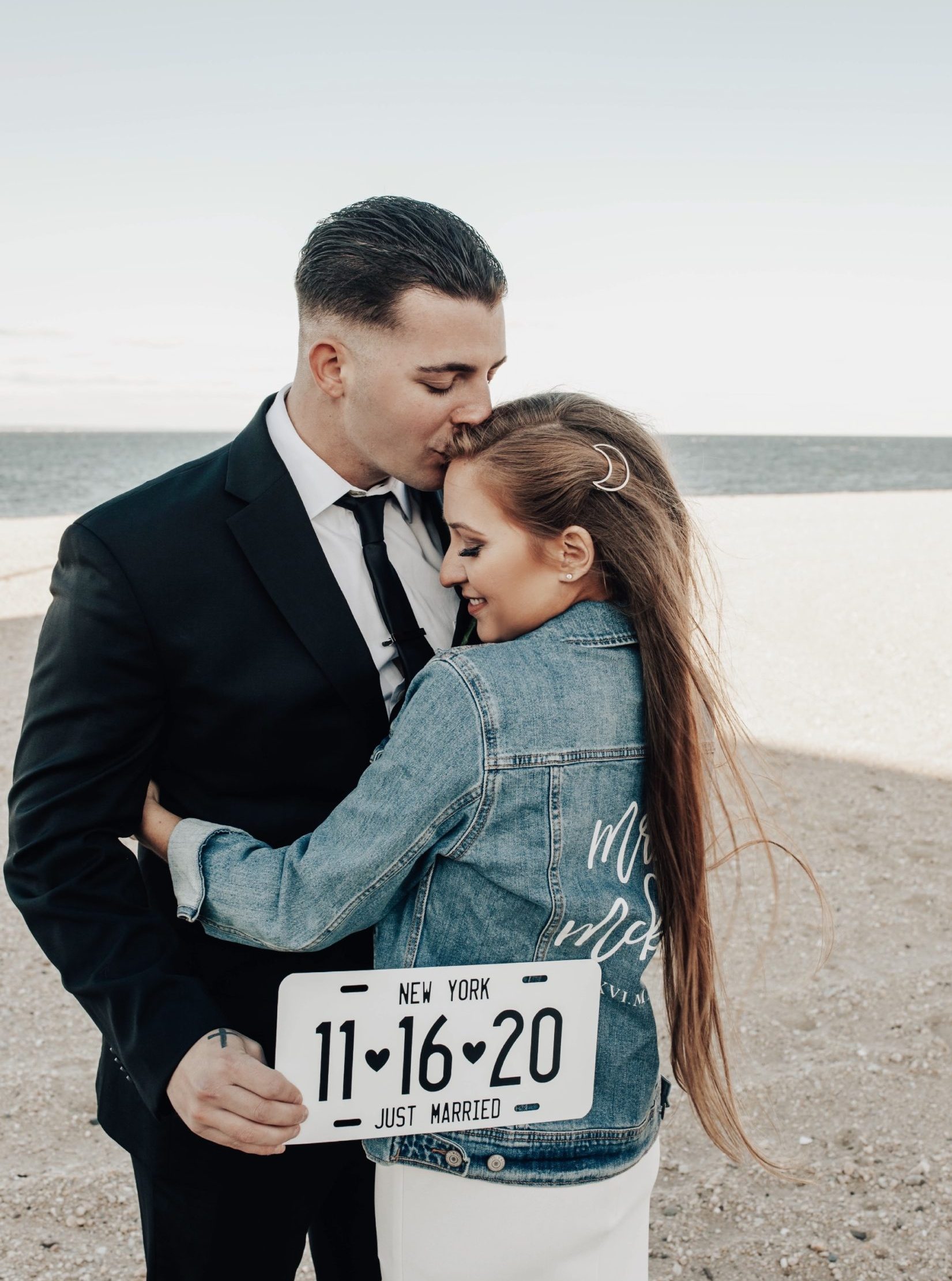 Wedding License Plate Decal With Cricut - Amy Makes That