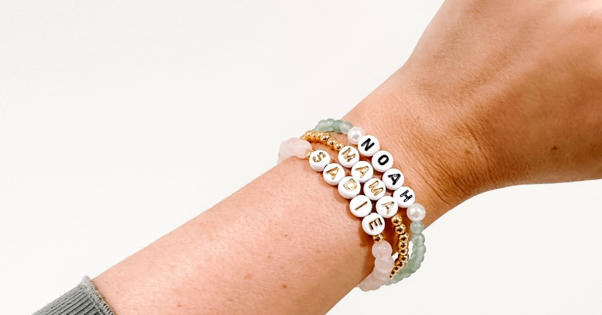 DIY Friendship Bracelets - Amy Makes That